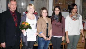 Der Jugend-Vorstand 2012-2014 mit Abteilungsleiter Hans Gräbner - TSV ...